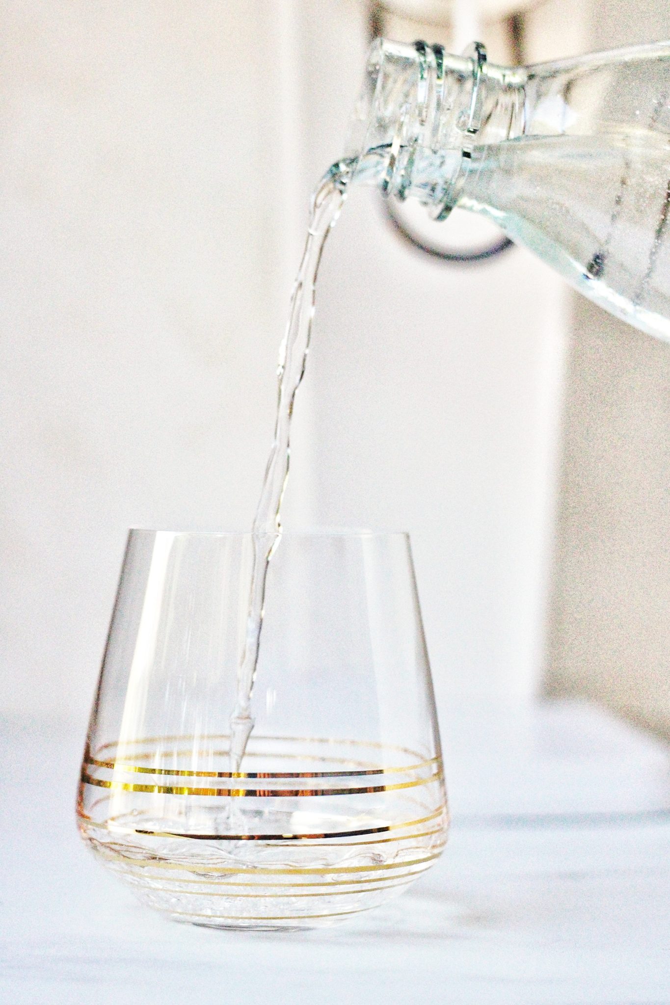 Bruiswater met zwarte bes (SodaStream) - By Sin